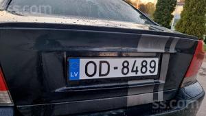 Melns Volvo S60 2002 Cēsis, ar dzinēja tilpumu 2.40 L un nobraukumu 539 tūkst. km par 2200 €, foto 8 vietnē AUTOMOTO.COM.LV