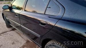 Melns Volvo S60 2002 Cēsis, ar dzinēja tilpumu 2.40 L un nobraukumu 539 tūkst. km par 2200 €, foto 16 vietnē AUTOMOTO.COM.LV