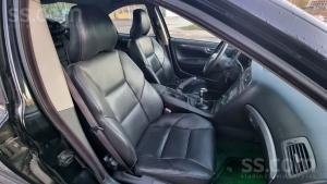 Melns Volvo S60 2002 Cēsis, ar dzinēja tilpumu 2.40 L un nobraukumu 539 tūkst. km par 2200 €, foto 20 vietnē AUTOMOTO.COM.LV