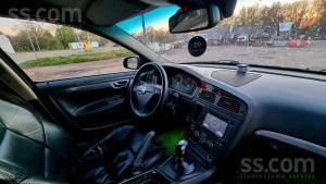 Melns Volvo S60 2002 Cēsis, ar dzinēja tilpumu 2.40 L un nobraukumu 539 tūkst. km par 2200 €, foto 21 vietnē AUTOMOTO.COM.LV