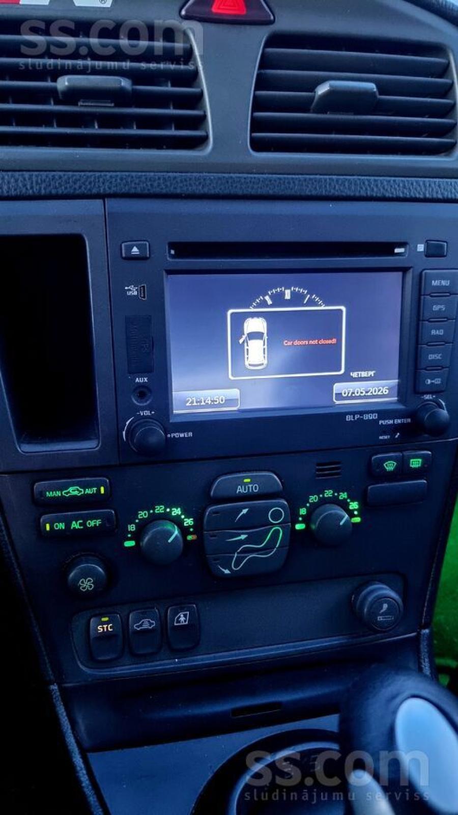 Melns Volvo S60 2002 Cēsis, ar dzinēja tilpumu 2.40 L un nobraukumu 539 tūkst. km par 2200 €, foto 22 vietnē AUTOMOTO.COM.LV