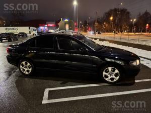 Черный Вольво С60 2002 в Даугавпилс, объемом двигателя 2.40 л и пробегом 312 тыс. км за 2100 €, фото 7 на AUTOMOTO.COM.LV