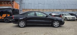 Melns Volvo S60 2002 Valmiera, ar dzinēja tilpumu 2.40 L un nobraukumu 327 tūkst. km par 950 €, foto 3 vietnē AUTOMOTO.COM.LV