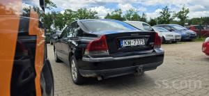 Melns Volvo S60 2002 Valmiera, ar dzinēja tilpumu 2.40 L un nobraukumu 327 tūkst. km par 950 €, foto 5 vietnē AUTOMOTO.COM.LV