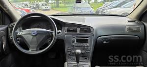 Melns Volvo S60 2002 Valmiera, ar dzinēja tilpumu 2.40 L un nobraukumu 327 tūkst. km par 950 €, foto 8 vietnē AUTOMOTO.COM.LV