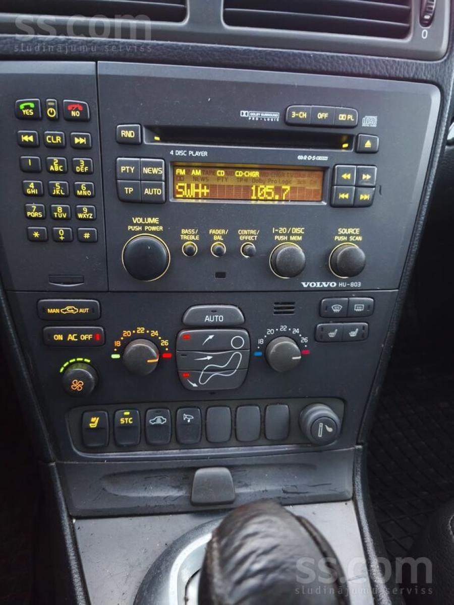 Melns Volvo S60 2002 Rīga, ar dzinēja tilpumu 2.40 L un nobraukumu 270 tūkst. km par 1350 €, foto 14 vietnē AUTOMOTO.COM.LV