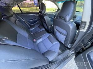 Black Volvo S60 2002 in Jurmala, with an engine capacity of 2.40 L and mileage of 0 thousand km for 590 €, photo 11 on AUTOMOTO.COM.LV