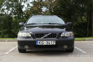 Black Volvo S60 2002 in Riga, with an engine capacity of 2.40 L and mileage of 430 thousand km for 1500 €, photo 3 on AUTOMOTO.COM.LV