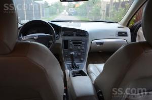 Melns Volvo S60 2002 Rīga, ar dzinēja tilpumu 2.40 L un nobraukumu 294 tūkst. km par 1250 €, foto 8 vietnē AUTOMOTO.COM.LV