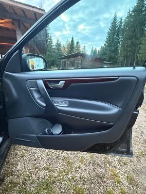 Black Volvo S60 2002 in Tallinn, with an engine capacity of 2.40 L and mileage of 280 thousand km for 1800 €, photo 15 on AUTOMOTO.COM.LV
