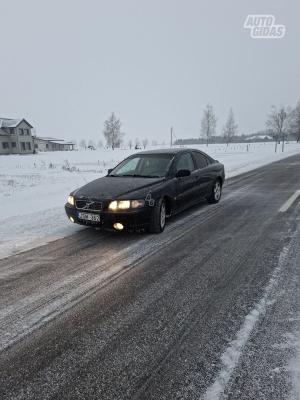 Черный Вольво С60 2003 в Варена, объемом двигателя 2.40 л и пробегом 340 тыс. км за 2350 €, фото 2 на AUTOMOTO.COM.LV
