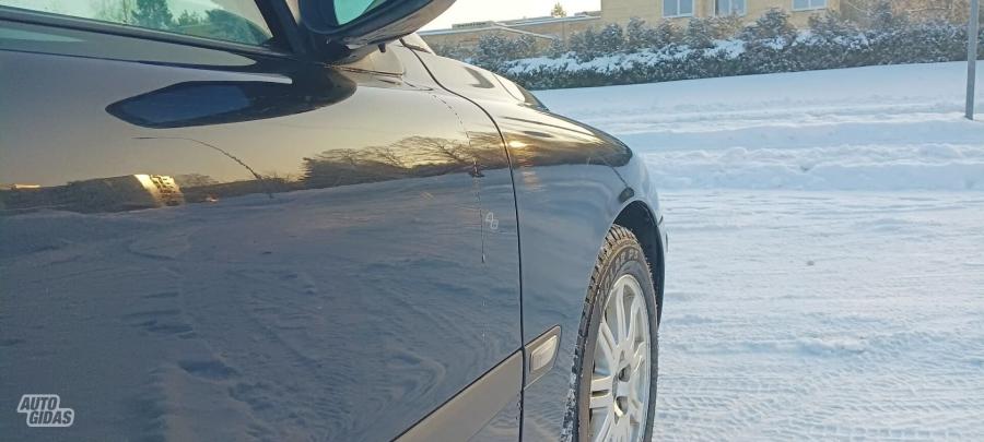 Melns Volvo S60 2003 Kupiškis, ar dzinēja tilpumu 2.40 L un nobraukumu 353 tūkst. km par 1750 €, foto 12 vietnē AUTOMOTO.COM.LV