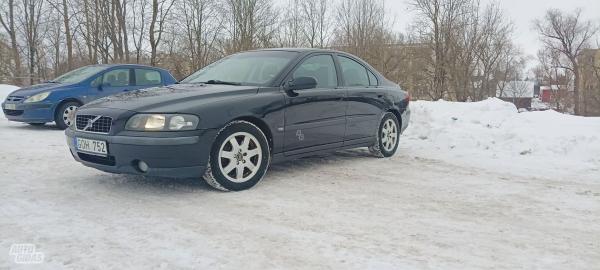 Melns Volvo S60 2003 Kupiškis, ar dzinēja tilpumu 2.40 L un nobraukumu 417 tūkst. km par 1750 €, foto 2 vietnē AUTOMOTO.COM.LV