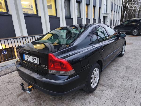 Melns Volvo S60 2003 Tauragė, ar dzinēja tilpumu 2.40 L un nobraukumu 395 tūkst. km par 1450 €, foto 4 vietnē AUTOMOTO.COM.LV