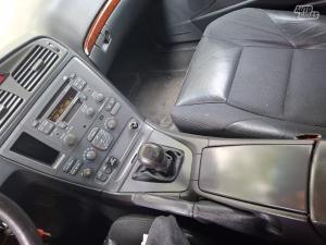Melns Volvo S60 2003 Viļņa, ar dzinēja tilpumu 2.40 L un nobraukumu 366 tūkst. km par 1499 €, foto 22 vietnē AUTOMOTO.COM.LV