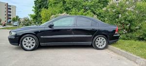 Melns Volvo S60 2003 Kupiškis, ar dzinēja tilpumu 2.40 L un nobraukumu 316 tūkst. km par 1550 €, foto 4 vietnē AUTOMOTO.COM.LV
