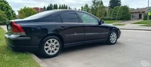 Melns Volvo S60 2003 Kupiškis, ar dzinēja tilpumu 2.40 L un nobraukumu 316 tūkst. km par 1550 €, foto 5 vietnē AUTOMOTO.COM.LV