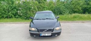 Melns Volvo S60 2003 Kupiškis, ar dzinēja tilpumu 2.40 L un nobraukumu 316 tūkst. km par 1550 €, foto 10 vietnē AUTOMOTO.COM.LV