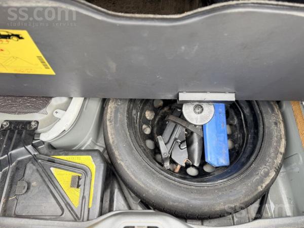 Melns Volvo S60 2003 Rīga, ar dzinēja tilpumu 2.40 L un nobraukumu 470 tūkst. km par 1499 €, foto 6 vietnē AUTOMOTO.COM.LV