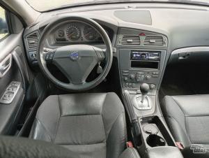 Melns Volvo S60 2003 Viļņa, ar dzinēja tilpumu 2.40 L un nobraukumu 326 tūkst. km par 1300 €, foto 8 vietnē AUTOMOTO.COM.LV