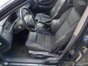 Melns Volvo S60 2003 Viļņa, ar dzinēja tilpumu 2.40 L un nobraukumu 326 tūkst. km par 1300 €, foto 9 vietnē AUTOMOTO.COM.LV