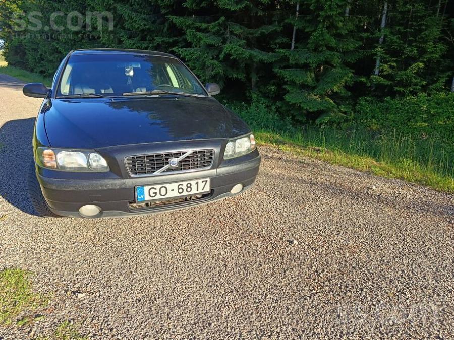 Melns Volvo S60 2003 Balvi, ar dzinēja tilpumu 2.40 L un nobraukumu 550 tūkst. km par 1450 €, foto 5 vietnē AUTOMOTO.COM.LV