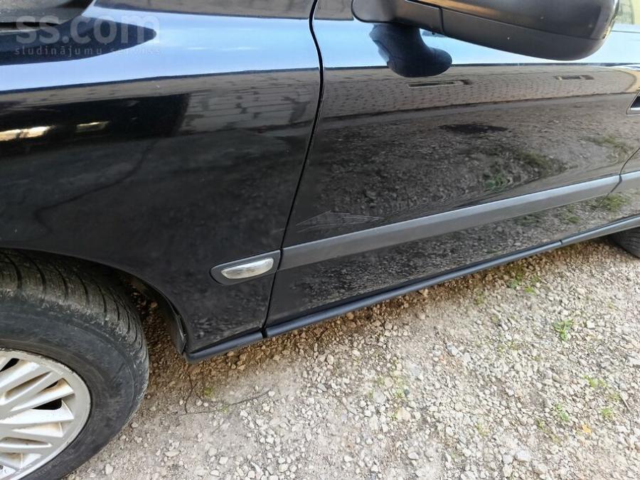 Melns Volvo S60 2003 Balvi, ar dzinēja tilpumu 2.40 L un nobraukumu 550 tūkst. km par 1450 €, foto 15 vietnē AUTOMOTO.COM.LV