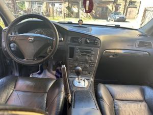 Melns Volvo S60 2003 Jelgava, ar dzinēja tilpumu 2.40 L un nobraukumu 363 tūkst. km par 1050 €, foto 8 vietnē AUTOMOTO.COM.LV