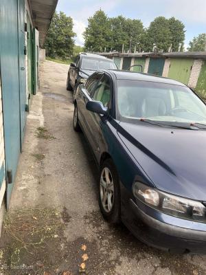 Melns Volvo S60 2003 Klaipėda, ar dzinēja tilpumu 2.40 L un nobraukumu 340 tūkst. km par 1500 €, foto 10 vietnē AUTOMOTO.COM.LV