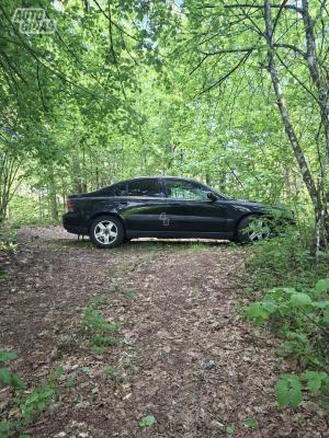 Black Volvo S60 2003 in Trakai, with an engine capacity of 2.40 L and mileage of 340 thousand km for 2430 €, photo  on AUTOMOTO.COM.LV