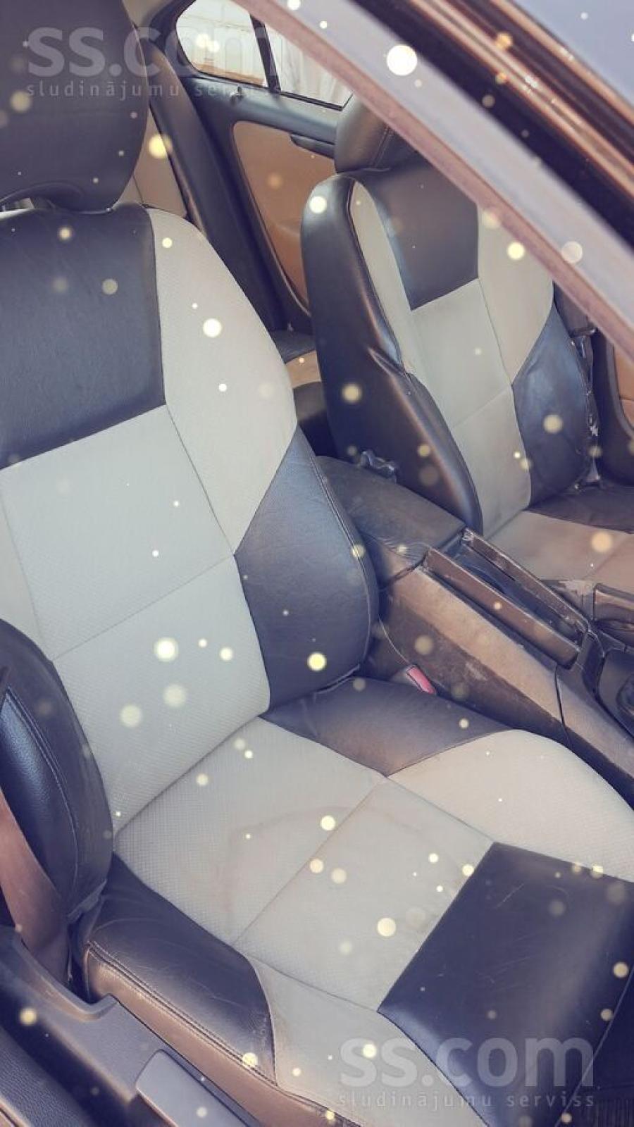 Melns Volvo S60 2003 Balvi, ar dzinēja tilpumu 2.40 L un nobraukumu 526 tūkst. km par 1250 €, foto 1 vietnē AUTOMOTO.COM.LV