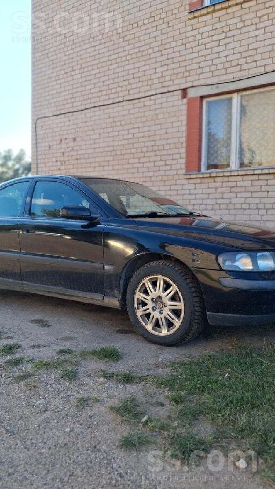 Melns Volvo S60 2003 Balvi, ar dzinēja tilpumu 2.40 L un nobraukumu 526 tūkst. km par 1250 €, foto 6 vietnē AUTOMOTO.COM.LV
