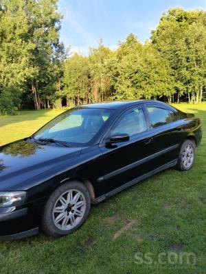 Black Volvo S60 2003 in Limbazi, with an engine capacity of 2.40 L and mileage of 458 thousand km for 1300 €, photo  on AUTOMOTO.COM.LV
