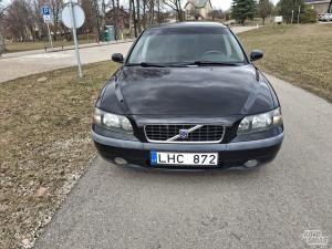 Melns Volvo S60 2004 Prienai, ar dzinēja tilpumu 2.40 L un nobraukumu 373 tūkst. km par 1799 €, foto 6 vietnē AUTOMOTO.COM.LV