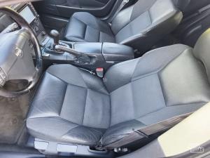 Black Volvo S60 2004 in Taurage, with an engine capacity of 2.40 L and mileage of 337 thousand km for 1480 €, photo 13 on AUTOMOTO.COM.LV