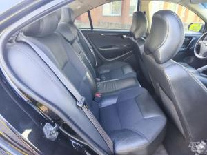 Black Volvo S60 2004 in Taurage, with an engine capacity of 2.40 L and mileage of 337 thousand km for 1480 €, photo 16 on AUTOMOTO.COM.LV