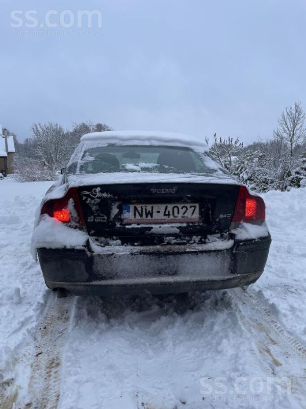 Черный Вольво С60 2004 в Краслава, объемом двигателя 2.40 л и пробегом 335 тыс. км за 480 €, фото 5 на AUTOMOTO.COM.LV