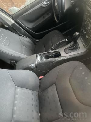 Black Volvo S60 2004 in Kraslava, with an engine capacity of 2.40 L and mileage of 335 thousand km for 480 €, photo 12 on AUTOMOTO.COM.LV