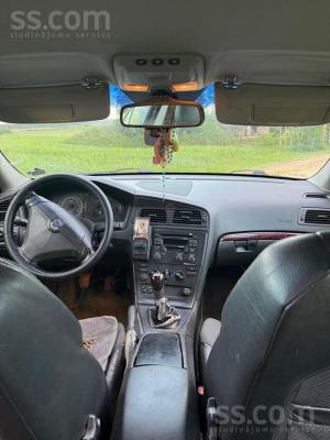 Melns Volvo S60 2004 Ludza, ar dzinēja tilpumu 2.40 L un nobraukumu 601 tūkst. km par 1550 €, foto 7 vietnē AUTOMOTO.COM.LV