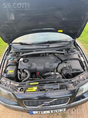 Melns Volvo S60 2004 Ludza, ar dzinēja tilpumu 2.40 L un nobraukumu 601 tūkst. km par 1550 €, foto 10 vietnē AUTOMOTO.COM.LV