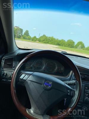 Melns Volvo S60 2004 Saldus, ar dzinēja tilpumu 2.40 L un nobraukumu 344 tūkst. km par 3200 €, foto 9 vietnē AUTOMOTO.COM.LV