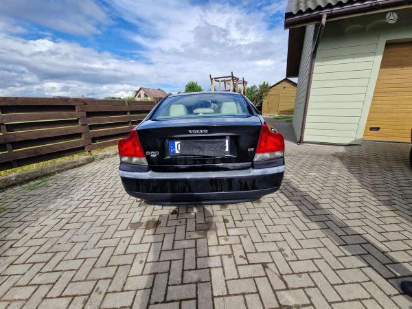 Melns Volvo S60 2004 Kėdainiai, ar dzinēja tilpumu 2.40 L un nobraukumu 498 tūkst. km par 490 €, foto 3 vietnē AUTOMOTO.COM.LV
