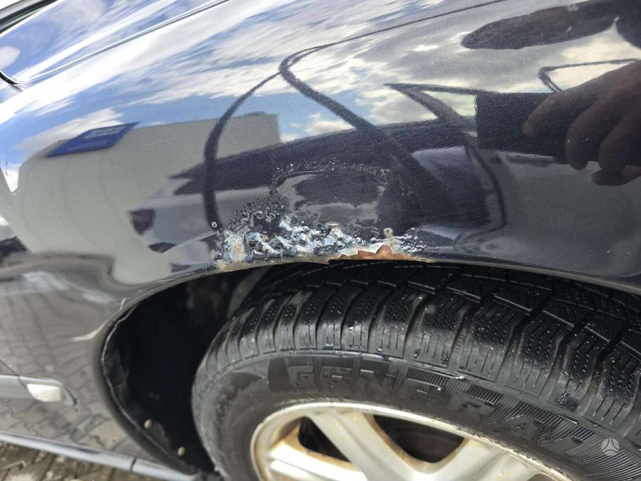 Melns Volvo S60 2004 Viļņa, ar dzinēja tilpumu 2.40 L un nobraukumu 330 tūkst. km par 1500 €, foto 11 vietnē AUTOMOTO.COM.LV