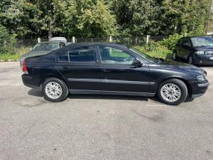 Black Volvo S60 2004 in Siauliai, with an engine capacity of 2.40 L and mileage of 0 thousand km for 799 €, photo 9 on AUTOMOTO.COM.LV