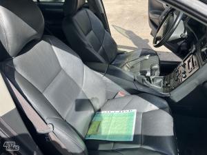 Black Volvo S60 2004 in Siauliai, with an engine capacity of 2.40 L and mileage of 0 thousand km for 799 €, photo 17 on AUTOMOTO.COM.LV