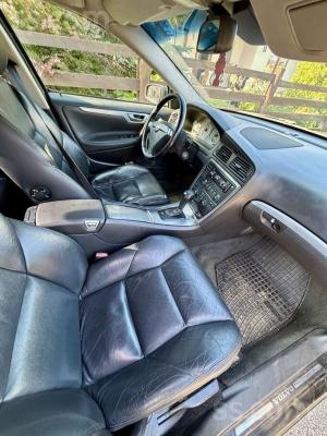 Melns Volvo S60 2004 Rīga, ar dzinēja tilpumu 2.40 L un nobraukumu 424 tūkst. km par 1150 €, foto 4 vietnē AUTOMOTO.COM.LV