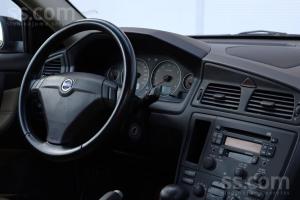 Black Volvo S60 2004 in Riga, with an engine capacity of 2.40 L and mileage of 290 thousand km for 1495 €, photo 12 on AUTOMOTO.COM.LV