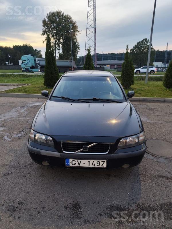 Melns Volvo S60 2004 Rīga, ar dzinēja tilpumu 2.40 L un nobraukumu 404 tūkst. km par 1199 €, foto 1 vietnē AUTOMOTO.COM.LV