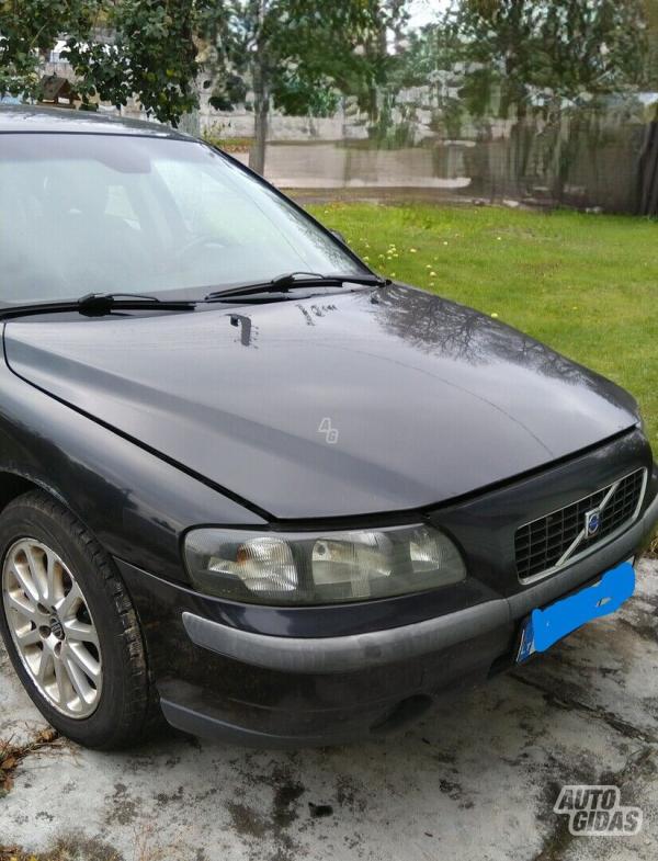 Melns Volvo S60 2004 Ukmergė, ar dzinēja tilpumu 2.40 L un nobraukumu 433 tūkst. km par 500 €, foto 5 vietnē AUTOMOTO.COM.LV