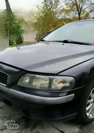 Melns Volvo S60 2004 Ukmergė, ar dzinēja tilpumu 2.40 L un nobraukumu 433 tūkst. km par 500 €, foto 6 vietnē AUTOMOTO.COM.LV